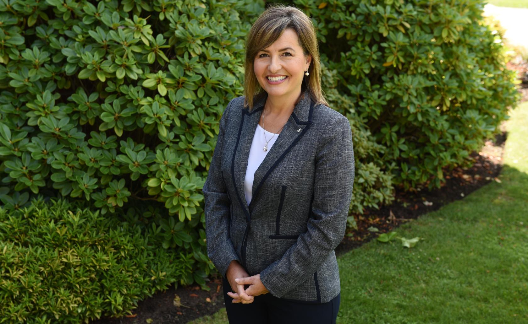 Bright Futures for Students Start with a Visit to Admissions | SMUS