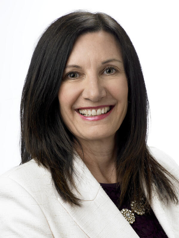 Shelly Berlin | St. Michaels University School | Victoria, BC | JK-12 ...