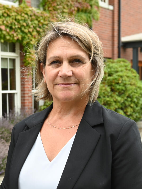 Deborah Knopp | St. Michaels University School | Victoria, BC | JK-12 ...