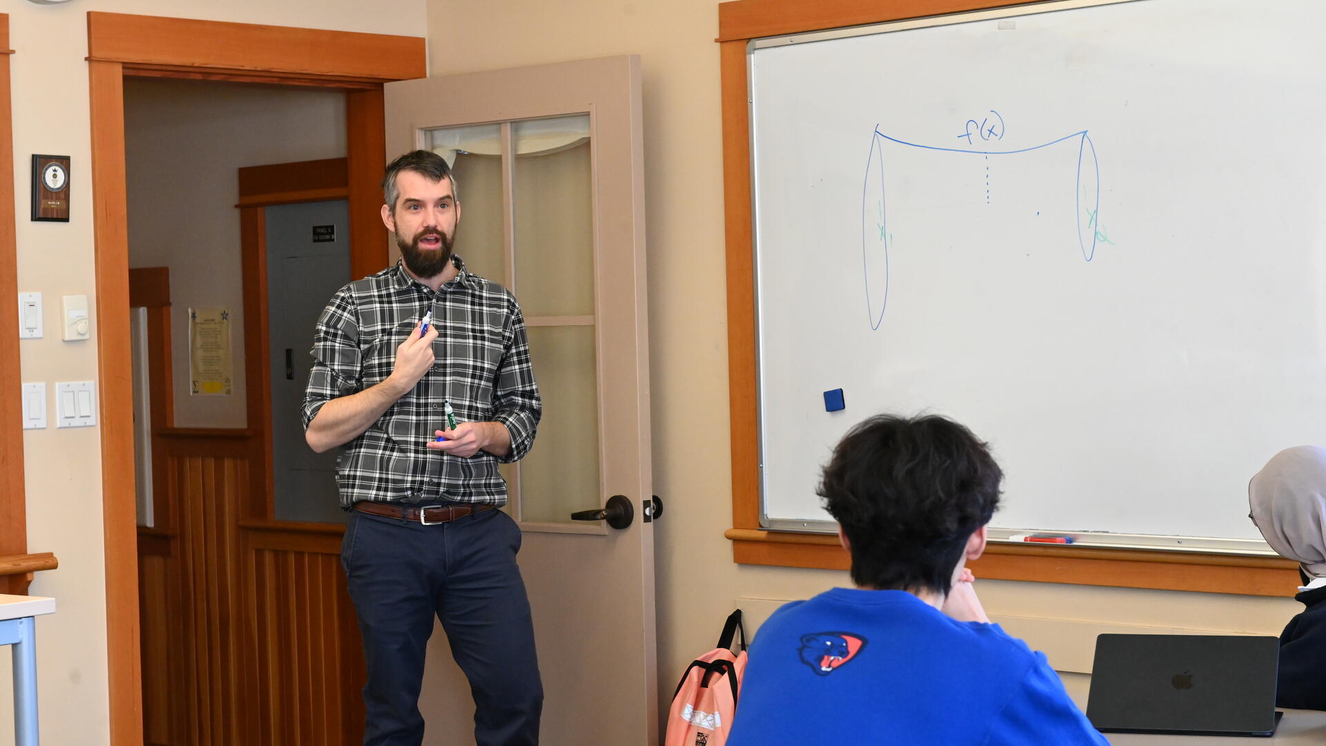 Math Pops: Dr. Trefor Bazett’s Bubble-Filled Lesson | SMUS